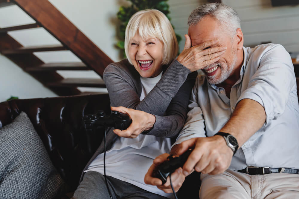 8 of the Best Video Games for Seniors | Elder Care Alliance